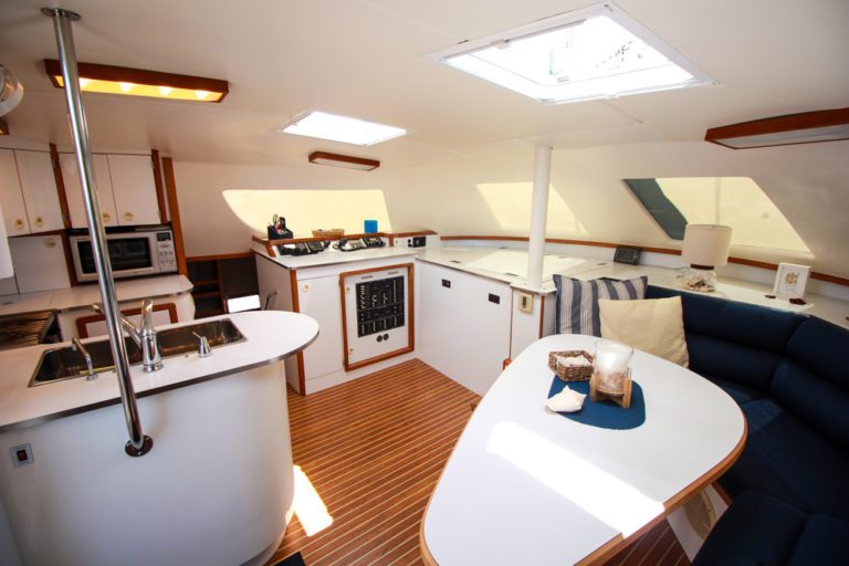 Manta 42 Owners Version Catamaran Sold By Just Catamarans - Just Catamarans